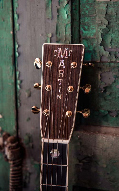 La historia del logo de Martin Guitar Blog